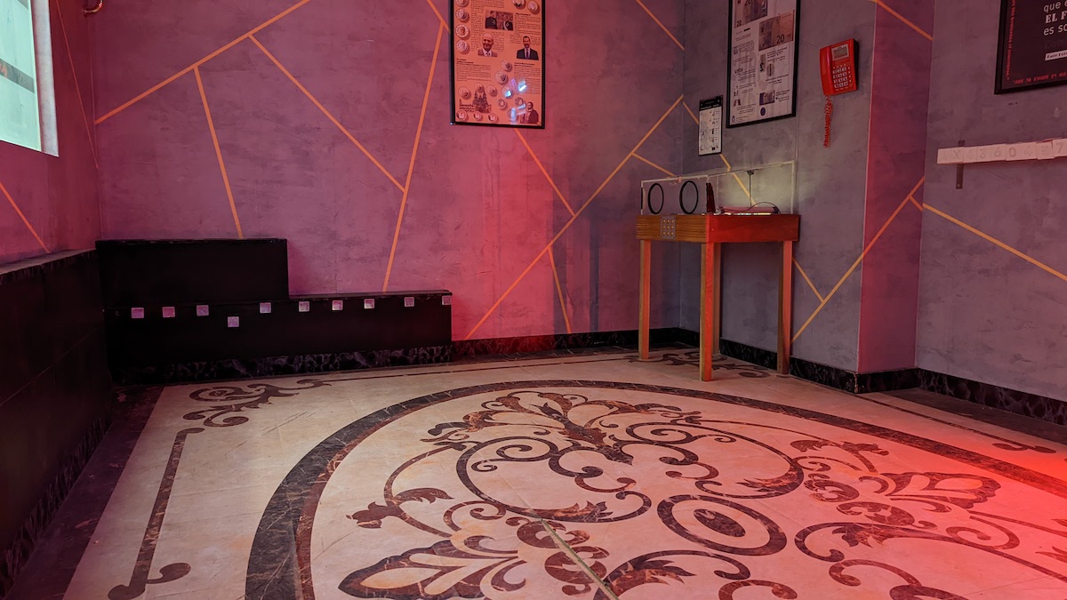 Inside Out - Money Heist [Review] - Room Escape Artist