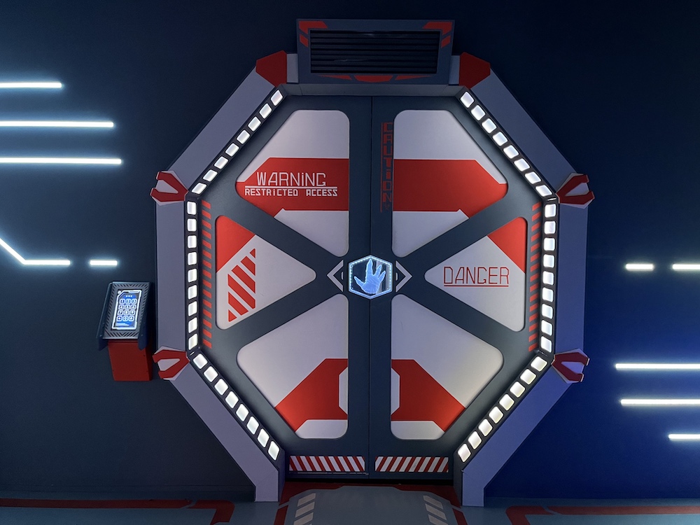 Maze Rooms - Area 51 [Review] - Room Escape Artist