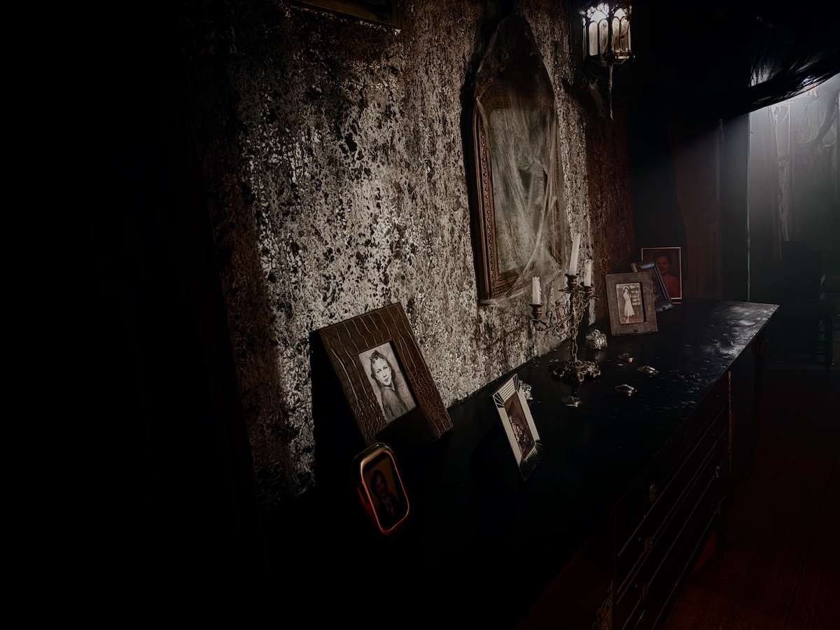 Horror Productions - The Ghost Writer [Review] - Room Escape Artist