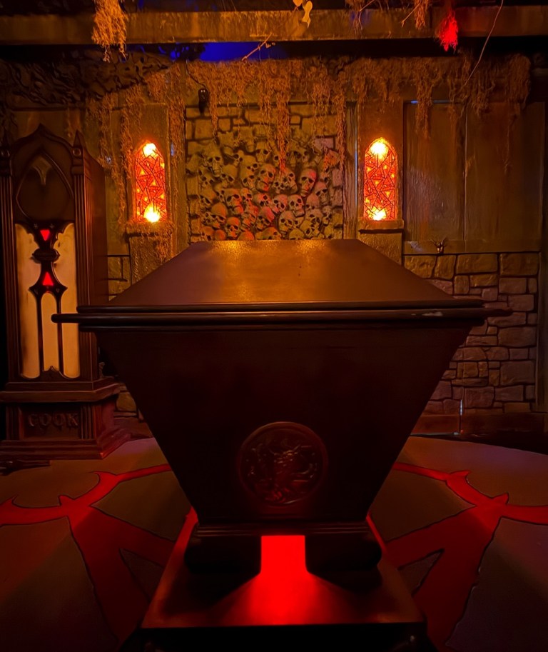 Edge of Escape - The House of Specter [Review] - Room Escape Artist